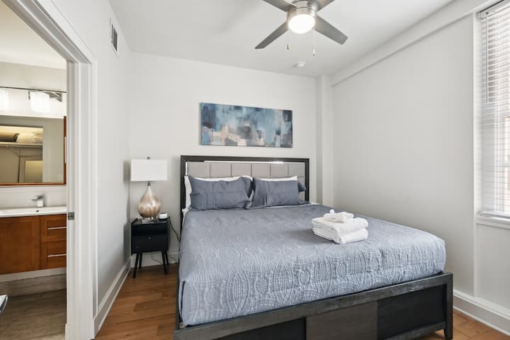 1 Bedrm Condo 2 Blks 2 Quarter/bourbon W/pool/gym - New Orleans, LA