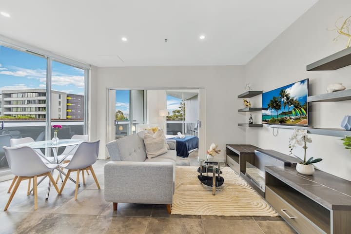 Kozyguru | Mascot | 2 Bed Apt + Free Parking - Rosebery
