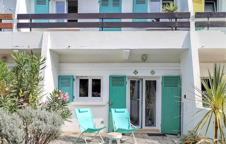 Lovely Apartment In Saint Jean De Monts - Saint-Jean-de-Monts