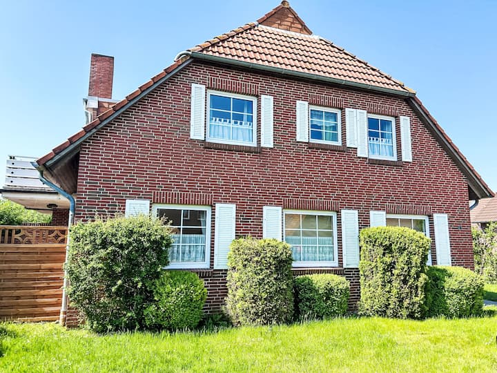 Robbe Puck By Interhome - Norden