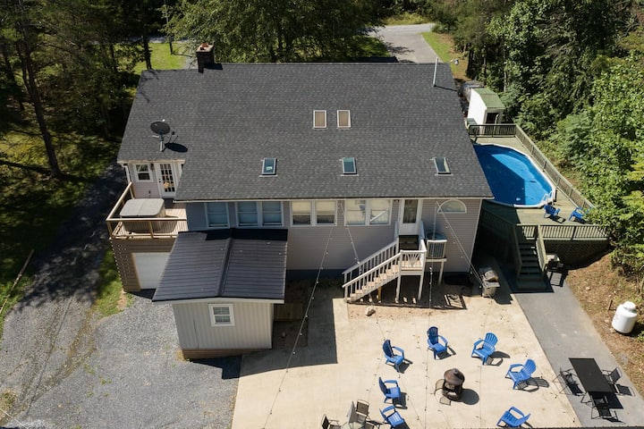 Waterfront Retreat Pool Firepit Theater Gazebo - Shenandoah, VA