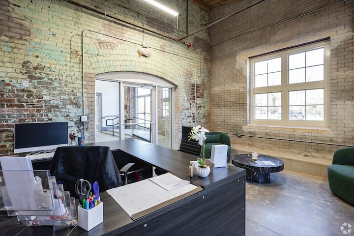 Landing | Stylish 1bd, Yoga Studio, Gym - Greenville, SC