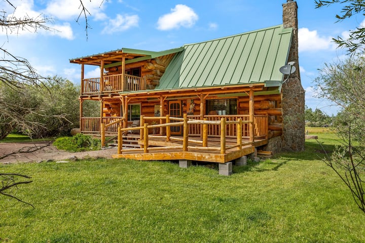 The Homestead (Previously Named The Little Pondero - Greer, AZ