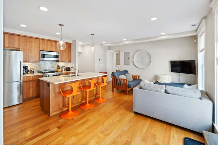 Inviting 3br In Cambridge, Walk To T & Central Sq - Cambridge, MA