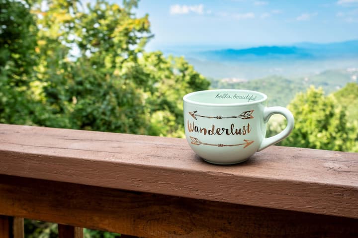 Wanderlust Hottub Spa Room W/sauna 2 King Suite - Gatlinburg, TN