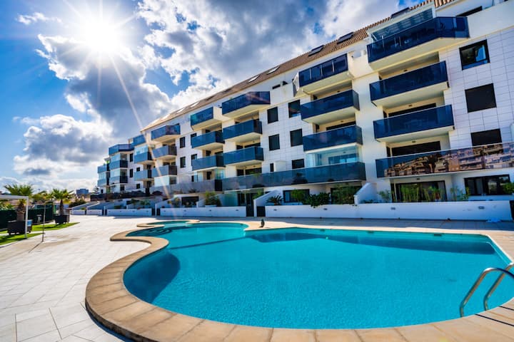 Penthouse Duplex De Trois Chambres - Denia