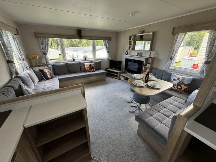 Haggerston Castle - Caravan - Sleeps 6 - Parking - Berwick-upon-Tweed