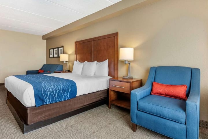 Amazing Stay Near Sfb Airport | Free Shuttle - Lake Mary, FL