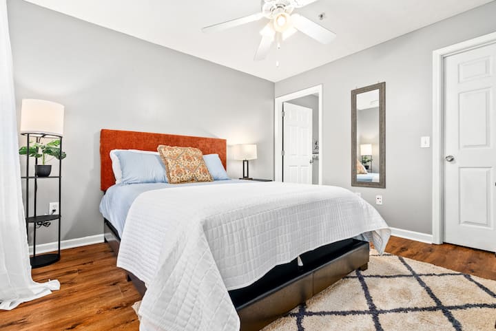 Wes-0.5 To. Campus, 1.5mi To Stadium, Dt And I-85 - Auburn, AL