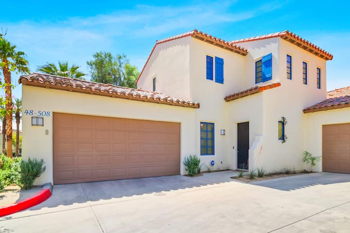 Lv314 Stylish 3br-4ba Legacy Villas Townhome - La Quinta, CA