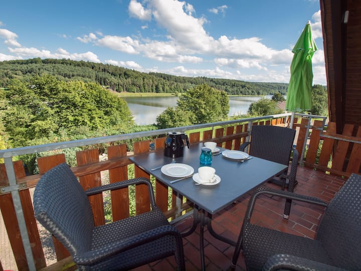 Komfortable Ferienwohnung Mit Seeblick - Bad Arolsen