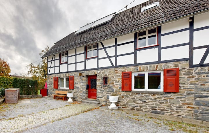 Auszeit Vom Alltag Haus Eifel Oase Mit Sauna - Monschau