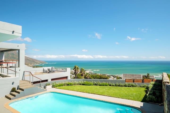 Refined Comfort And Scenic Beauty At Aviewor2 - Camps Bay