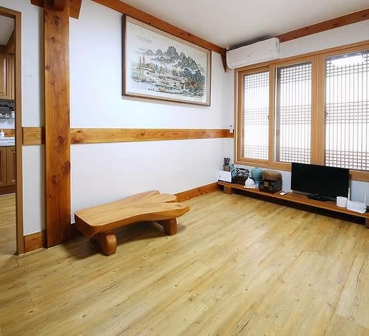 #한옥마을 #전동성당 #경기전 #향교 흥부와놀부방B - Jeonju-si