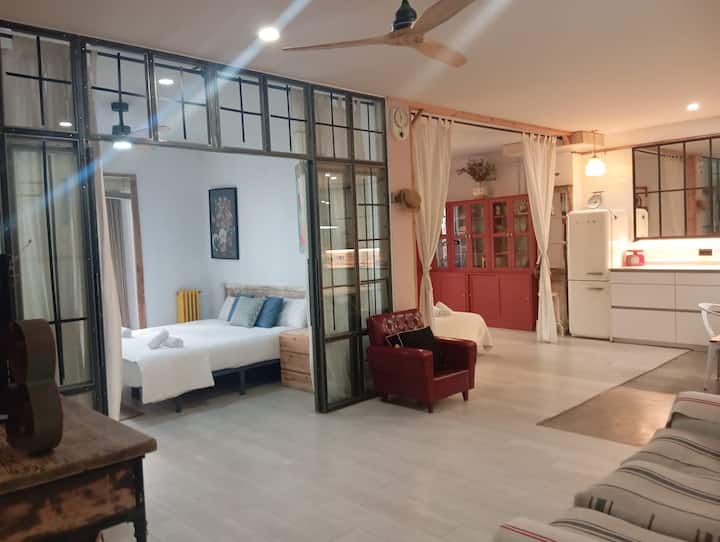 La Bohéme De Chueca - Madrid