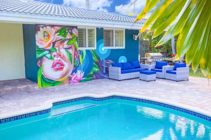 Tropical Home | Heated Saltwater Pool, 9 Beds - Fort Lauderdale