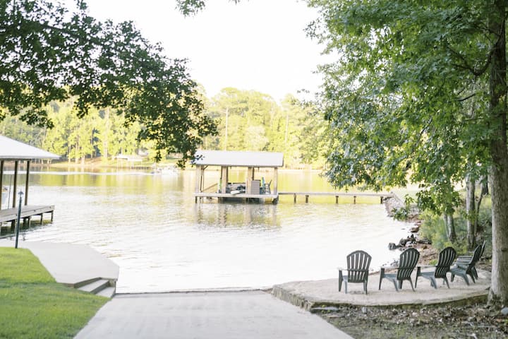 Moonbranch Waterfront - Football Home Games! - Lake Martin, Dadeville