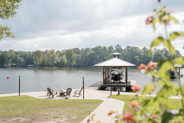 Off-season Rates Available Now! - Lake Martin, AL