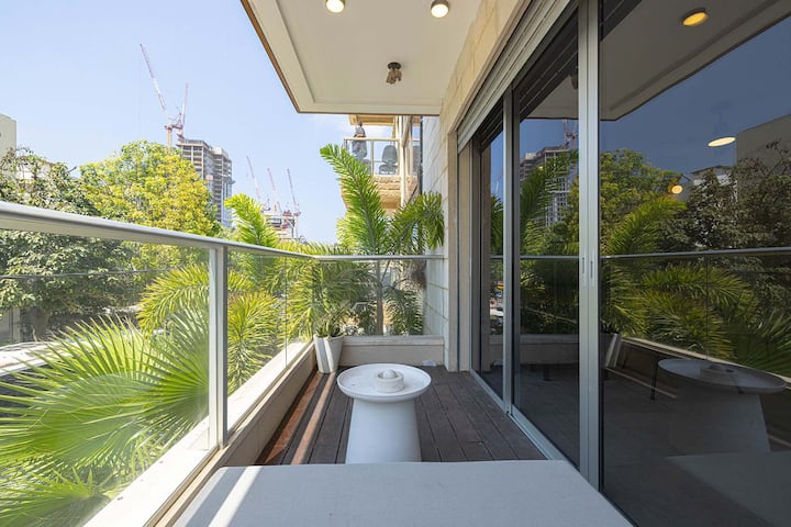 Beach Life - *New* Duplex Garden By Localz - Tel Aviv-Yafo
