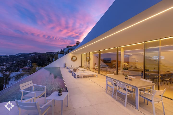Villa Roca Blanca By Abahana Luxe - Moraira