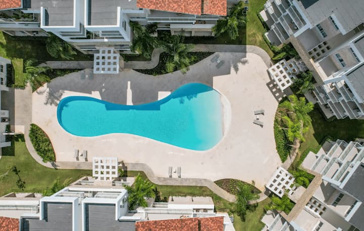 Beauty Pool Views Paseo Playa Coral Steps To The B - Punta Cana