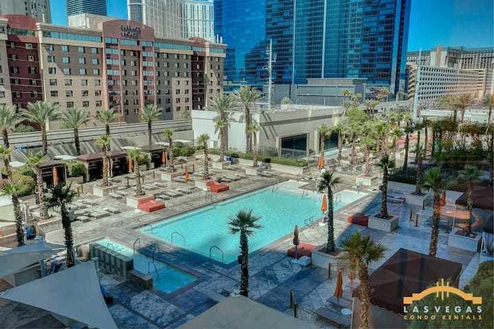 Mgm Signature-03-703 Strip View Jacuzzi Studio - Las Vegas, NV