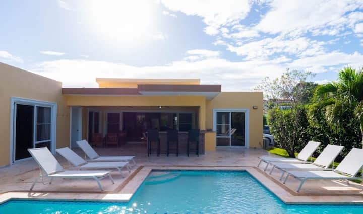 Tropical Escape: Luxury 3 Bed With Private Pool - Sosúa