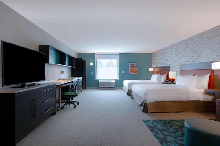 Fayetteville Suite | Bbq. Pool. Free Breakfast. - Fayetteville, NC