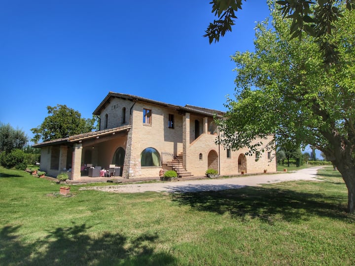 Manoir Ombrien Entouré De Vignobles - Assisi