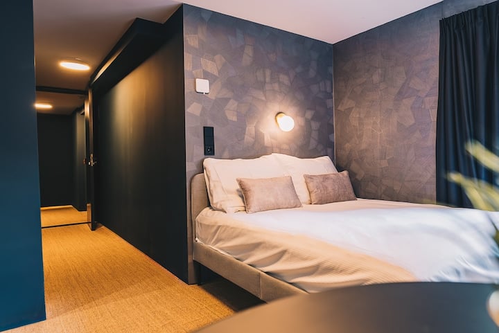 Cozy Room With Patio Lvm Stays - 덴하그