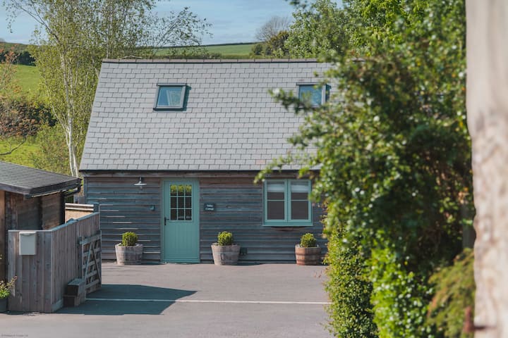 Valley Cottage - Rural Retreat, Pets Welcome - Croyde