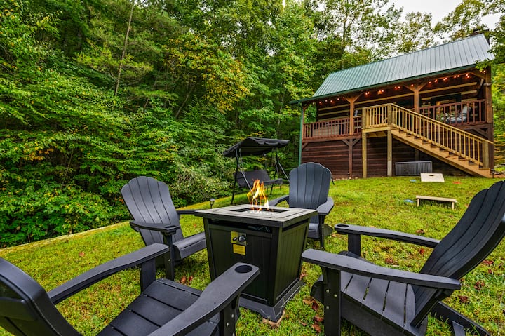 Fall Special Peaceful Mt Views Fishing Pond - Wears Valley, TN