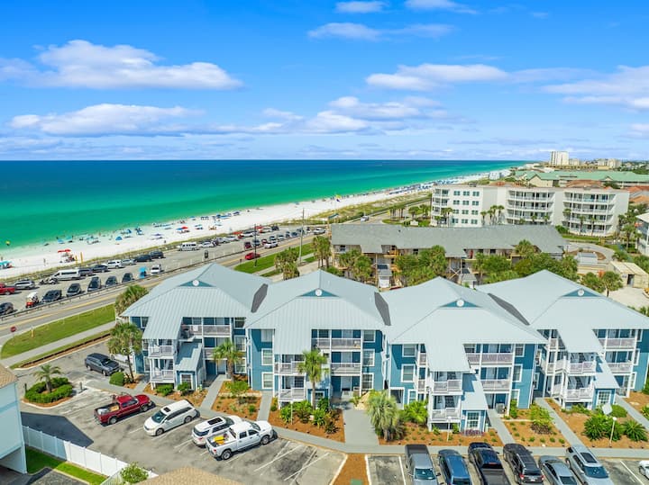 New Discounts! Steps To Beach, Heated*pool, Hottub - Miramar Beach, FL