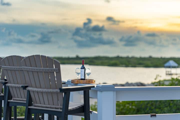 La Dolce Vida & The Pool Club At Mahogany Bay - Belize