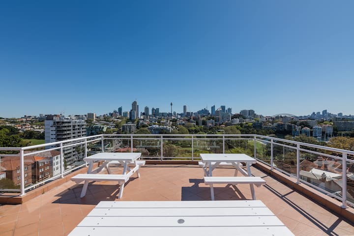 Elegant Studio With Rooftop Harbour Views - Mosman