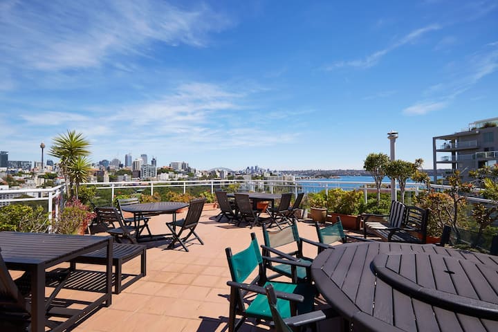 Elegant Studio With Rooftop Harbour Views - Randwick