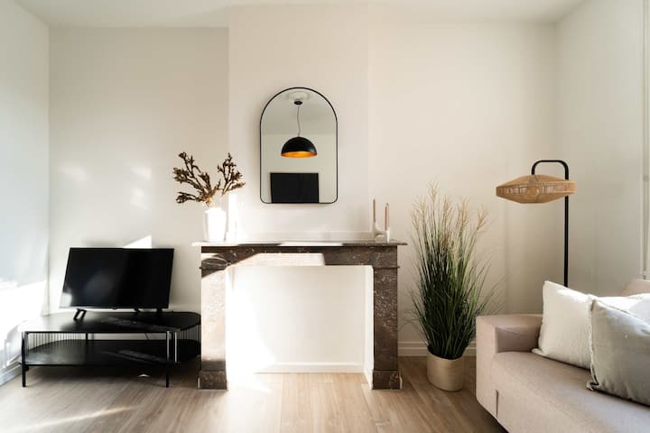 Charming Duplex In The Heart Of Antwerp - Sleeps 7 - Antwerpen