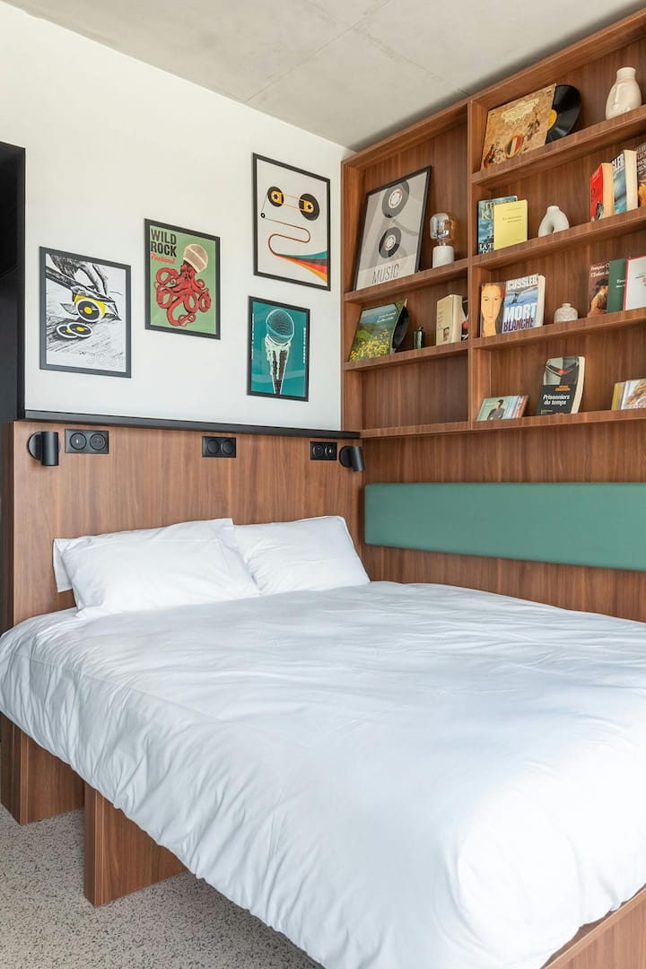 Jost Hôtel Bordeaux Centre Gare -Triple Room - Bordeaux