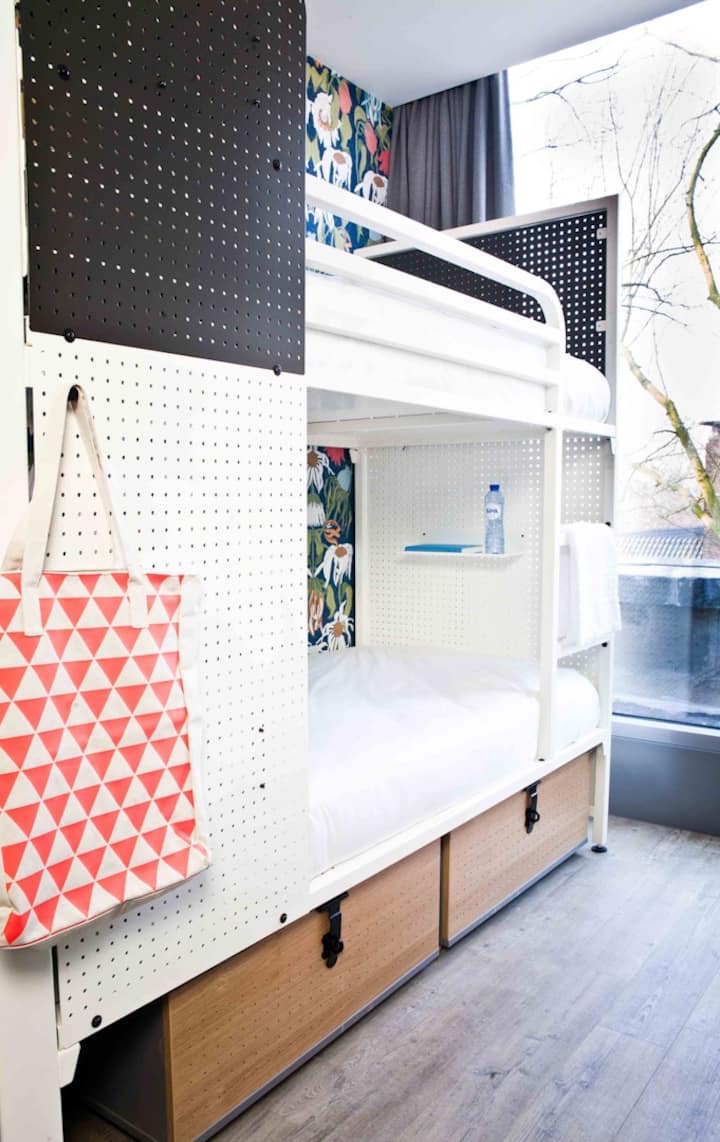 Generator - Superior Family Room - Amsterdam