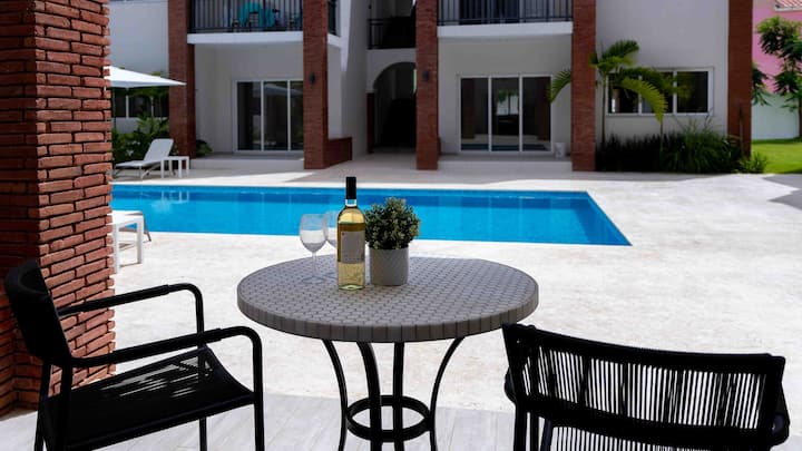 Cozy 2bdr • Pool View • Prime Bávaro Location - Punta Cana