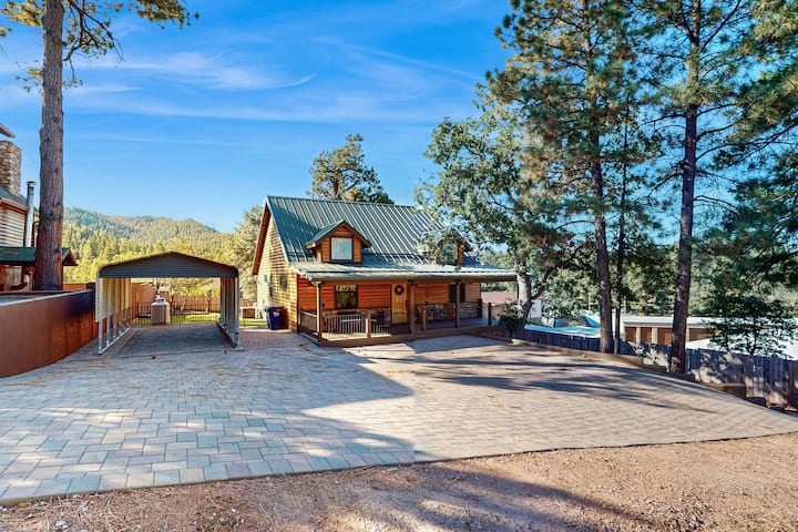 Cabin W/ Hot Tub Near Gila National Forest - Pine, AZ