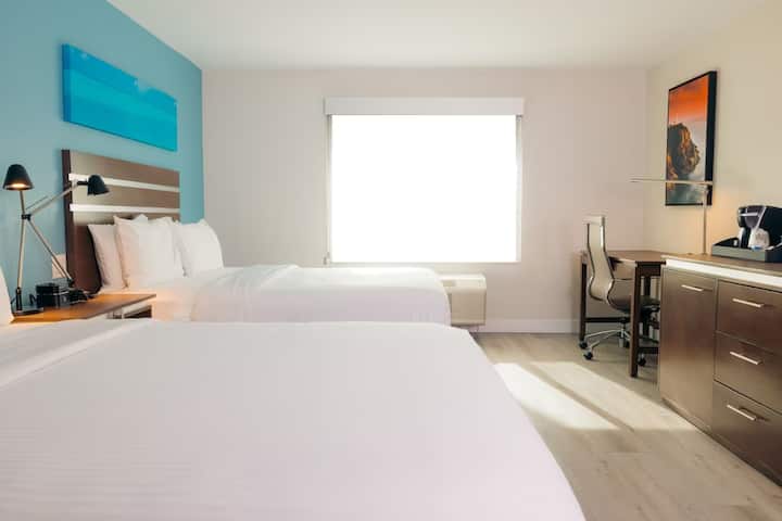 Family Perfect Stay, Two Queens, The Cove Hotel - Long Beach, CA