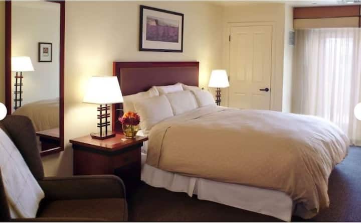 Scenic Bay Area Base Near Ca Vineyards | 2 Units - Pleasanton, CA