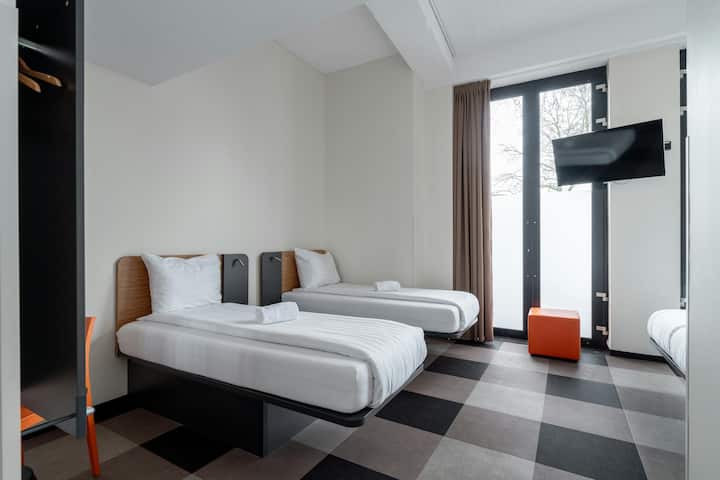 Comfy Quadruple With Accessible Features - Maastricht
