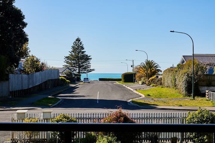Ocean Vista| Modern Home | Central - Kaikōura