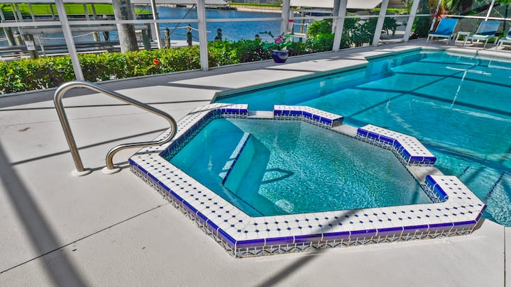 Seascape - Spa/whilrpool, South Terrace, 4 Bedroom - Cape Coral, FL