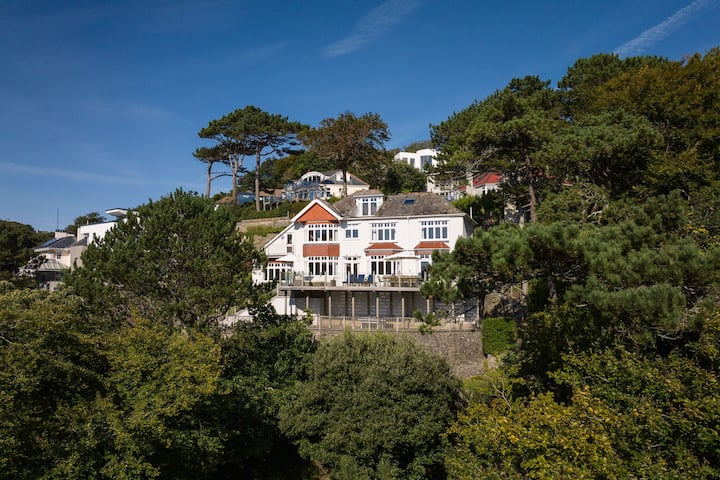 The Wood- Magnificent House With South Sands Views - Salcombe