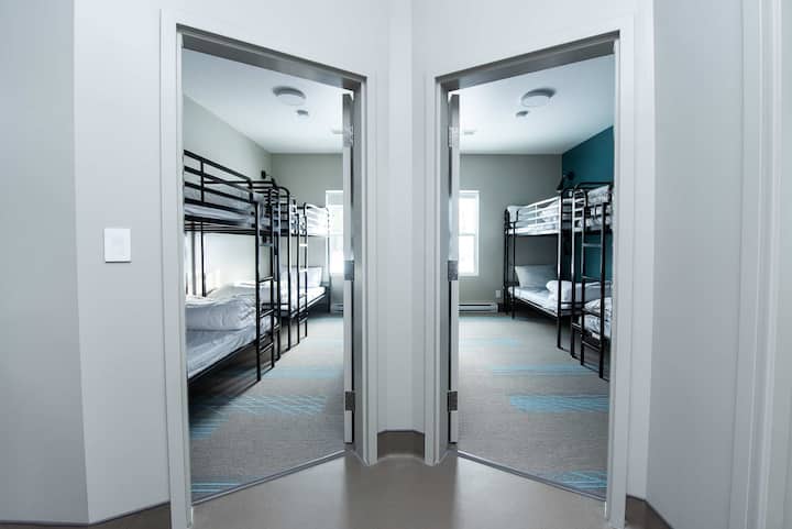 Private Dorm | Sleeps 8 | Nowhere Special Hostel - Rossland