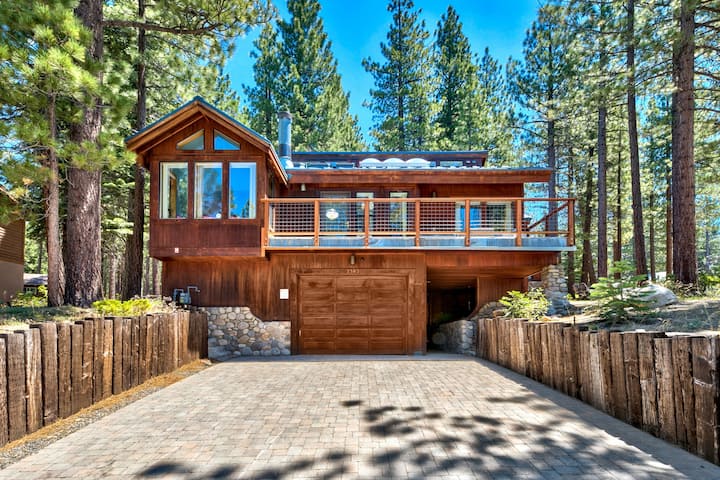 Family Hiker’s Haven: Forested, 3br, Pets - South Lake Tahoe, CA