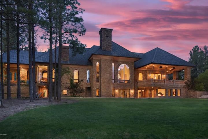 The Castle – Northern Arizona's Luxury Estate - Flagstaff, AZ